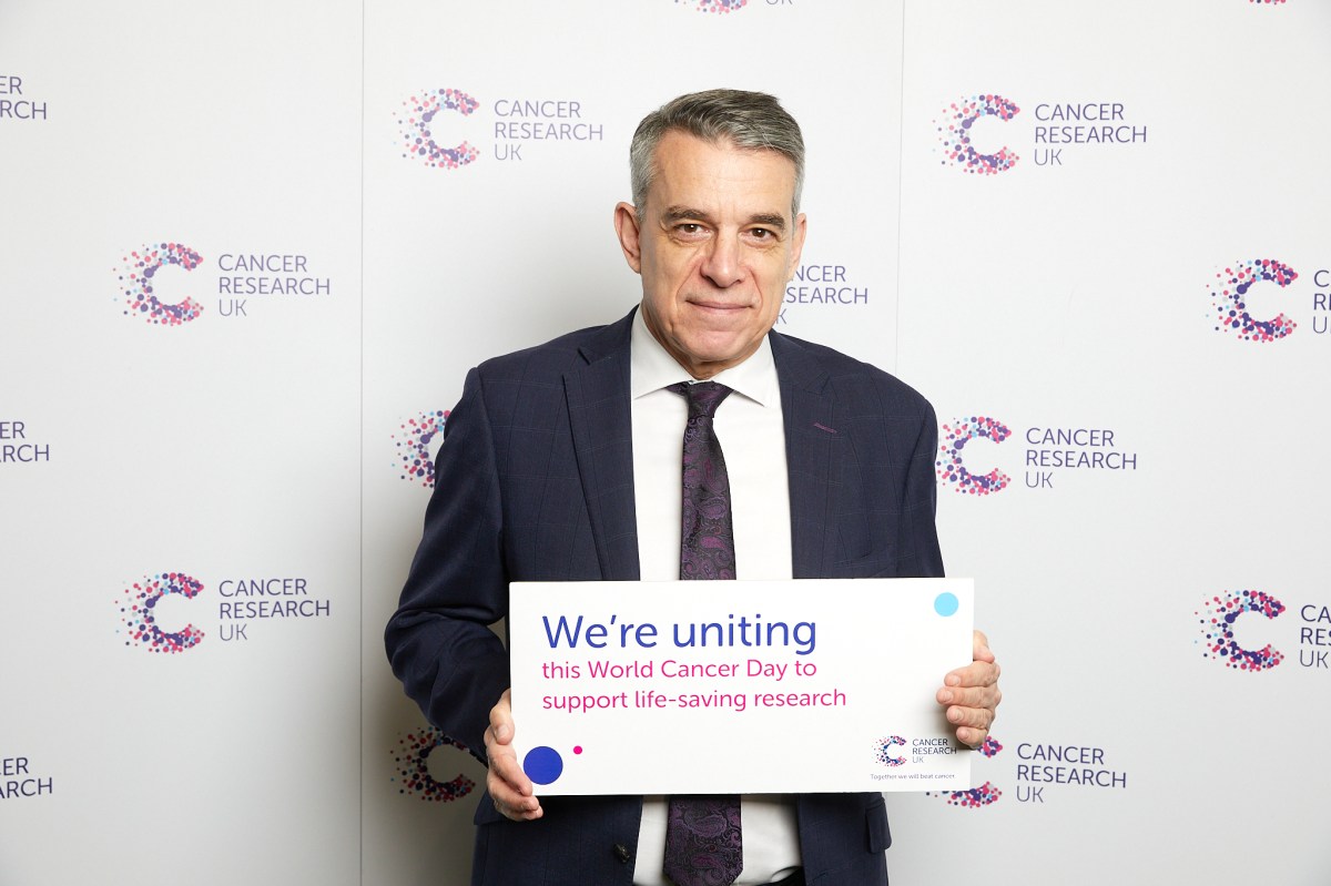 Jeff Smith MP unites with Cancer Research UK for World Cancer Day ...