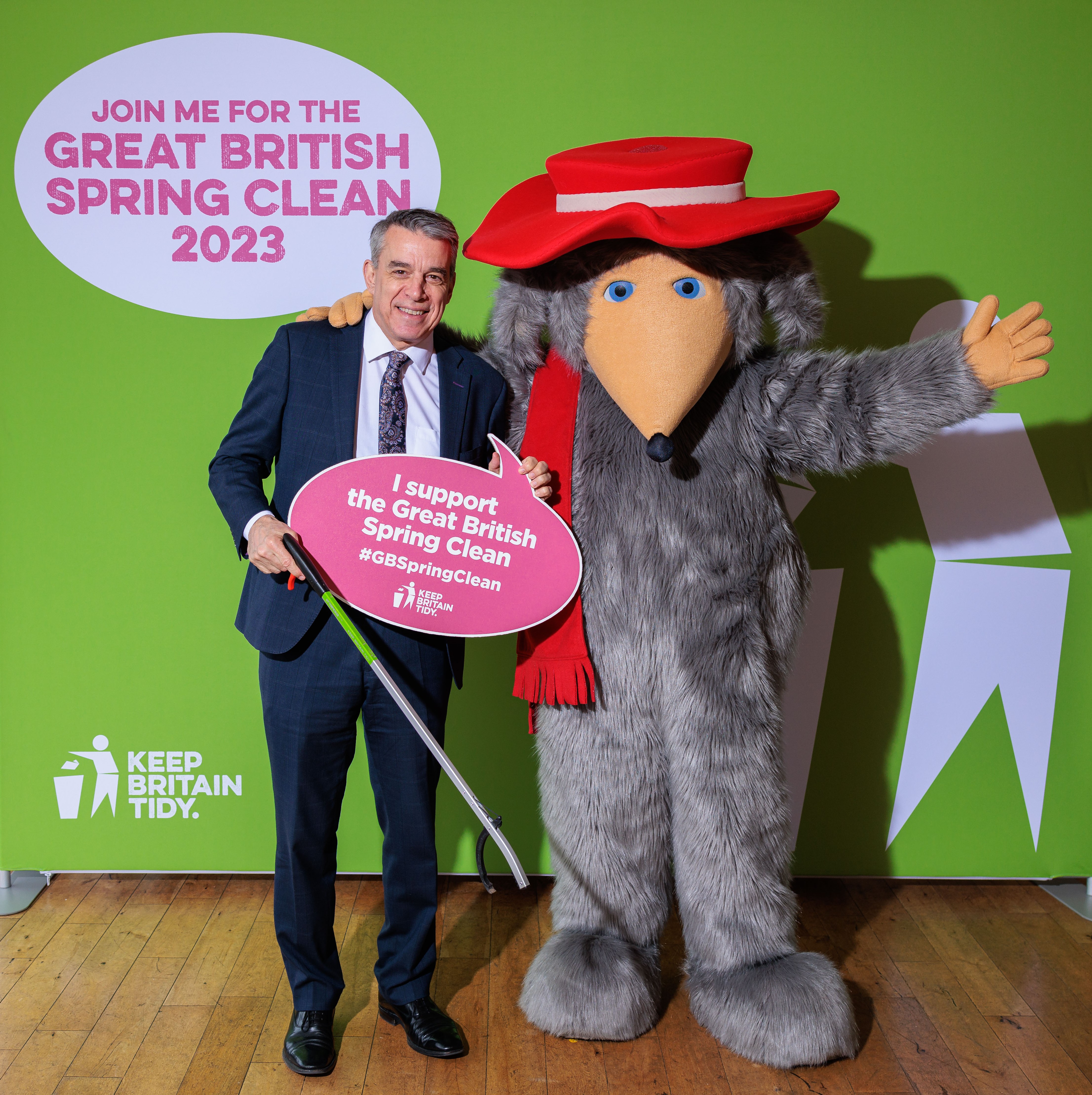 Showing pride in our places: Jeff Smith MP supports constituents ...